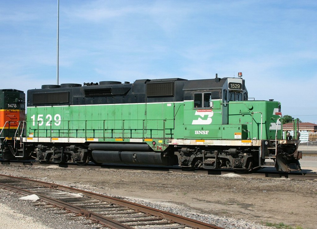 BNSF 1529